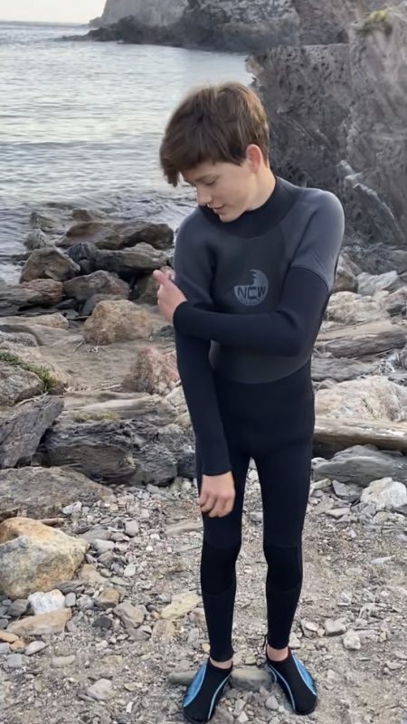 kids winter wetsuit with 5mm super stretch neoprene and gbs seams